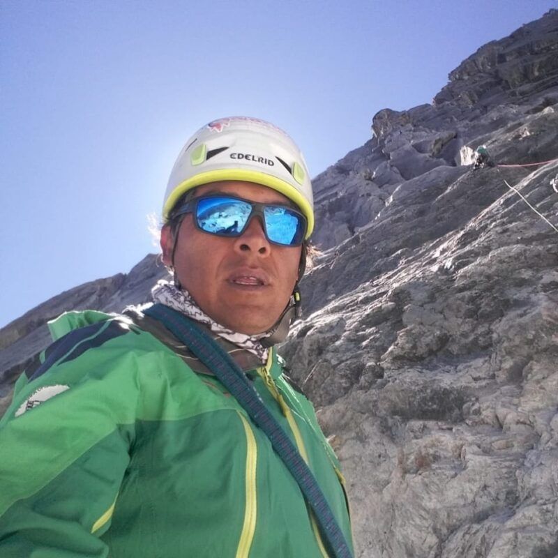 Obando, Michael Israel – Asociación Argentina de Guías de Montaña